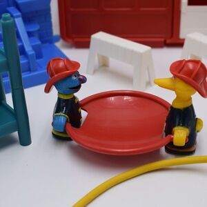 Sesame Street | Toys | Vintage 982 Sesame Streetmuppets Play Firehouse ...